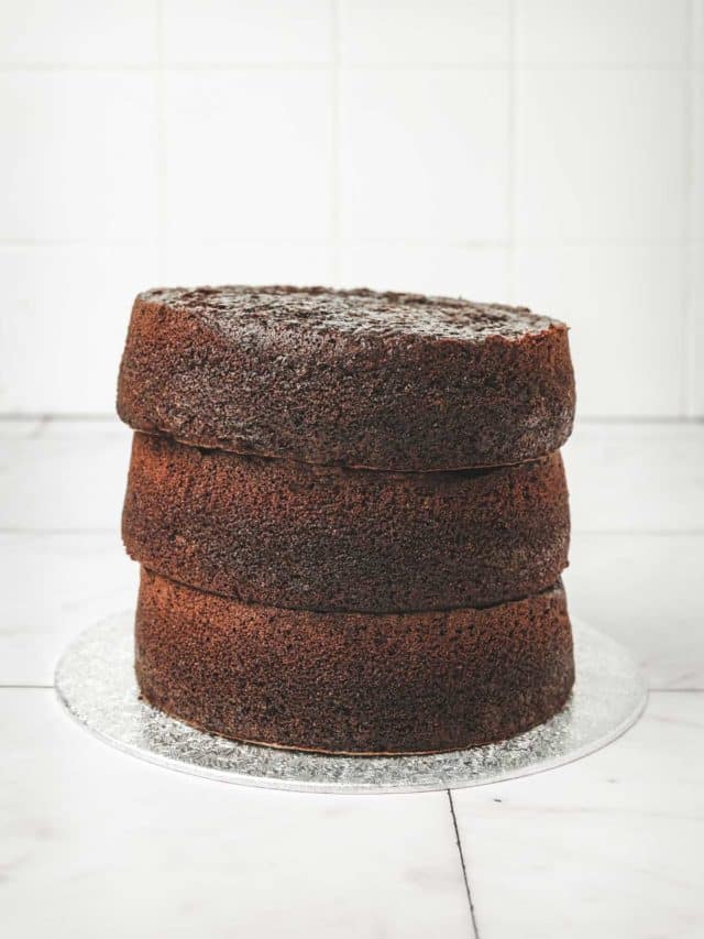 Tall Sponge Cake - Light and Fluffy Recipe for Perfect Layer Cakes
