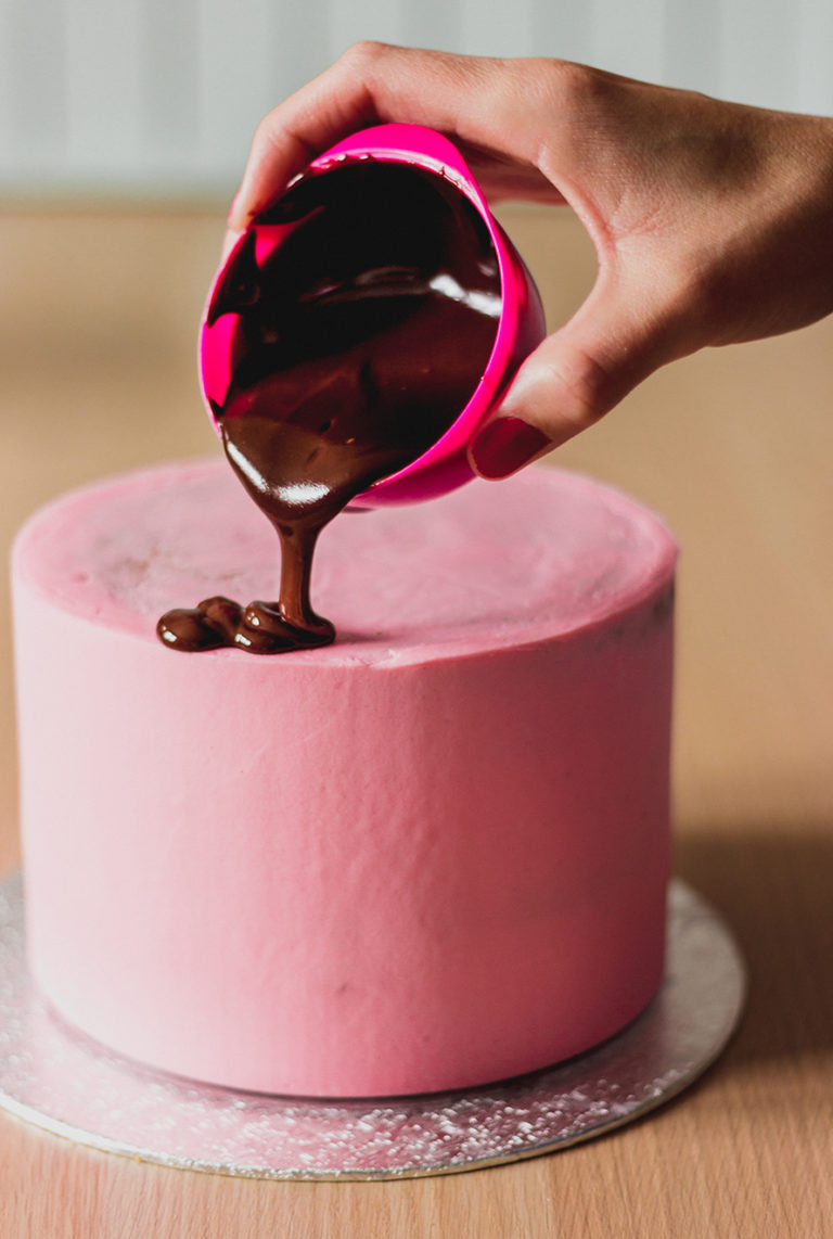 Glaçage Drip Cake Facile Prêt en 3 minutes