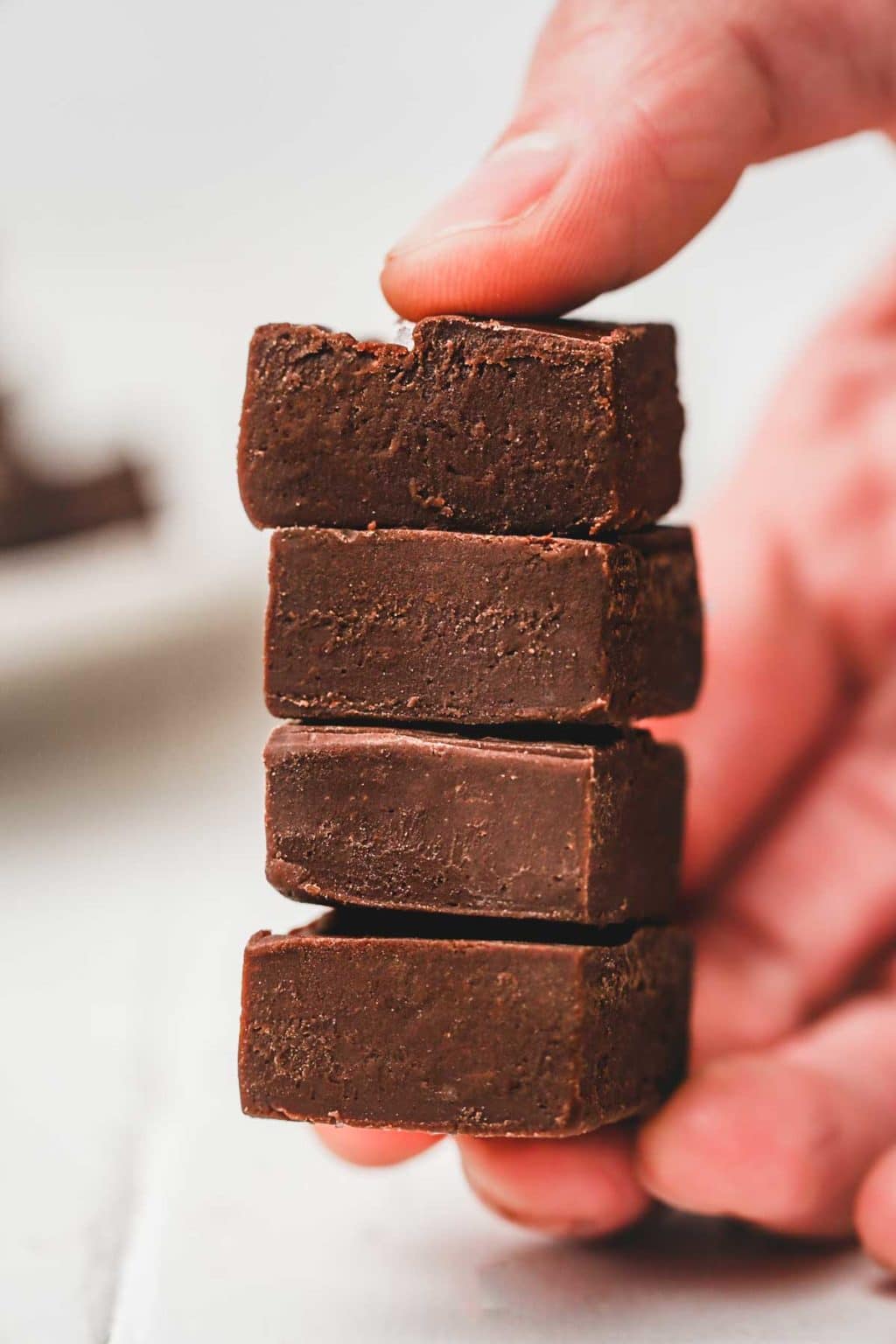 Best Dark Chocolate Fudge - Easy 3 ingredients - Sweetly Cakes