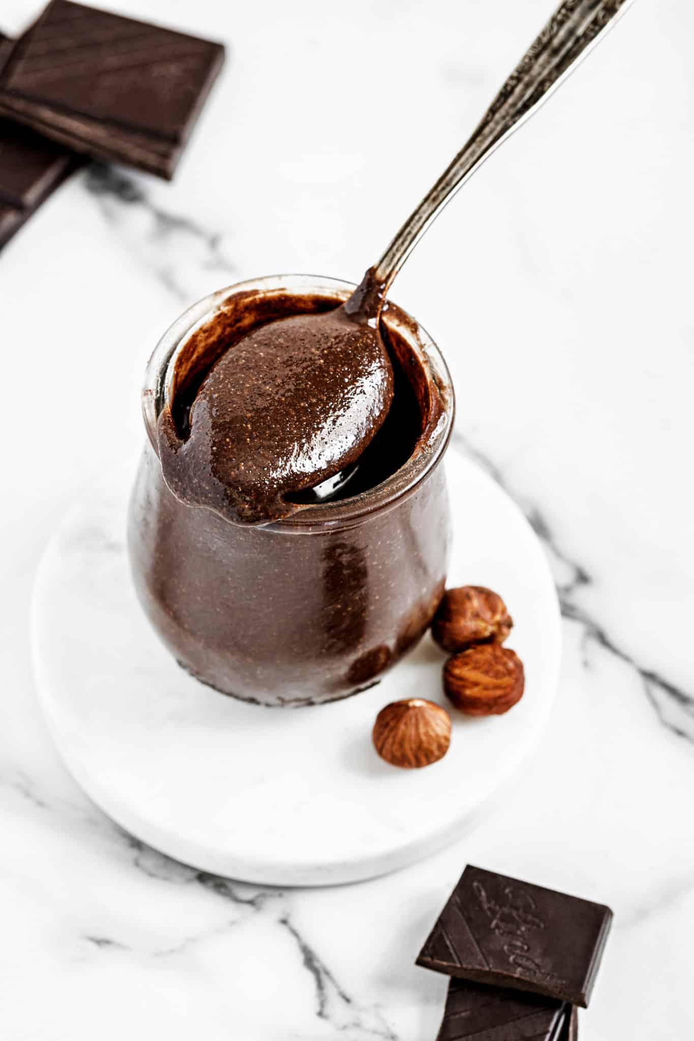 Homemade Chocolate Spread (Healthy Nutella)
