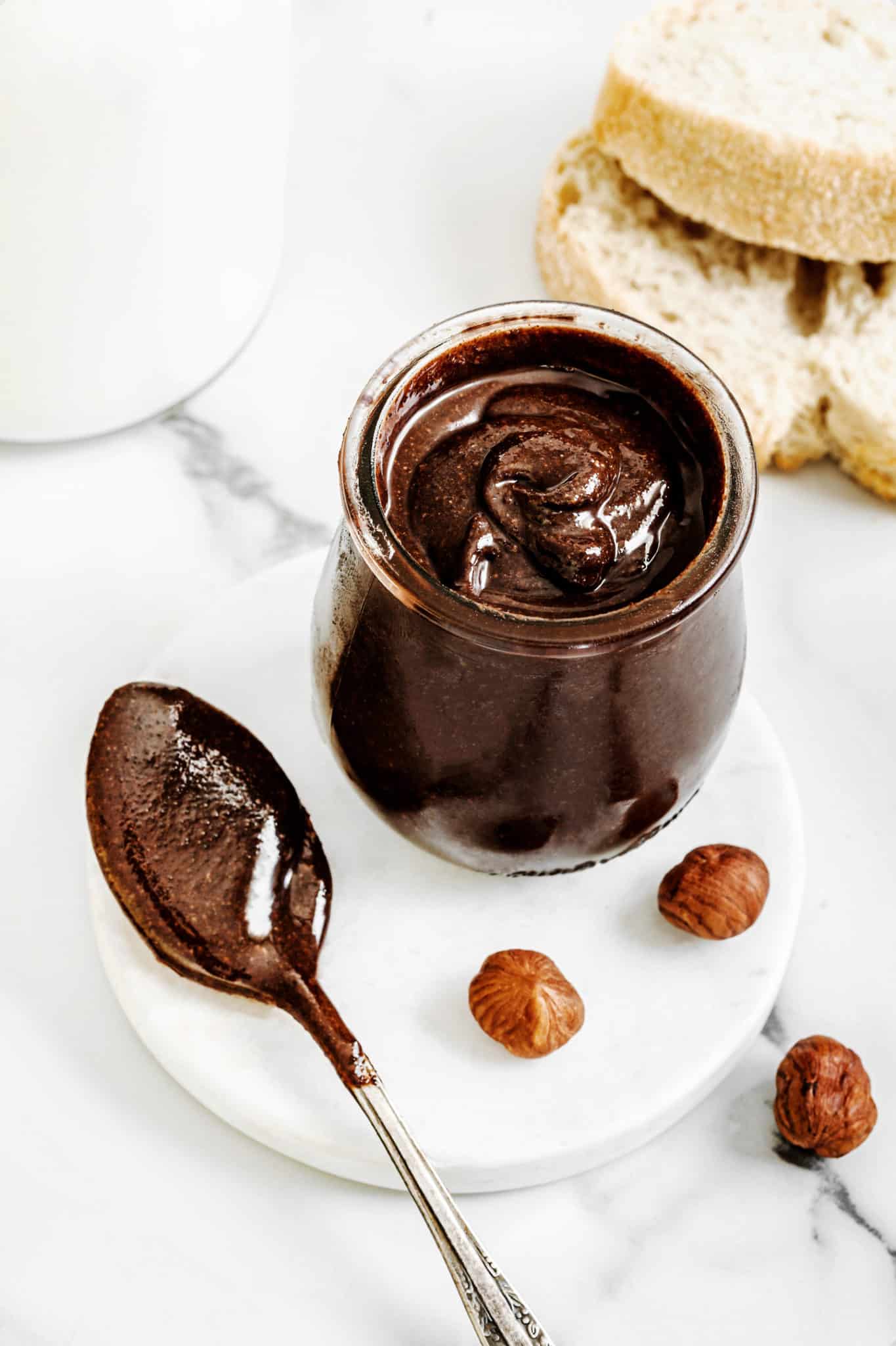 Homemade Chocolate Spread (Healthy Nutella)