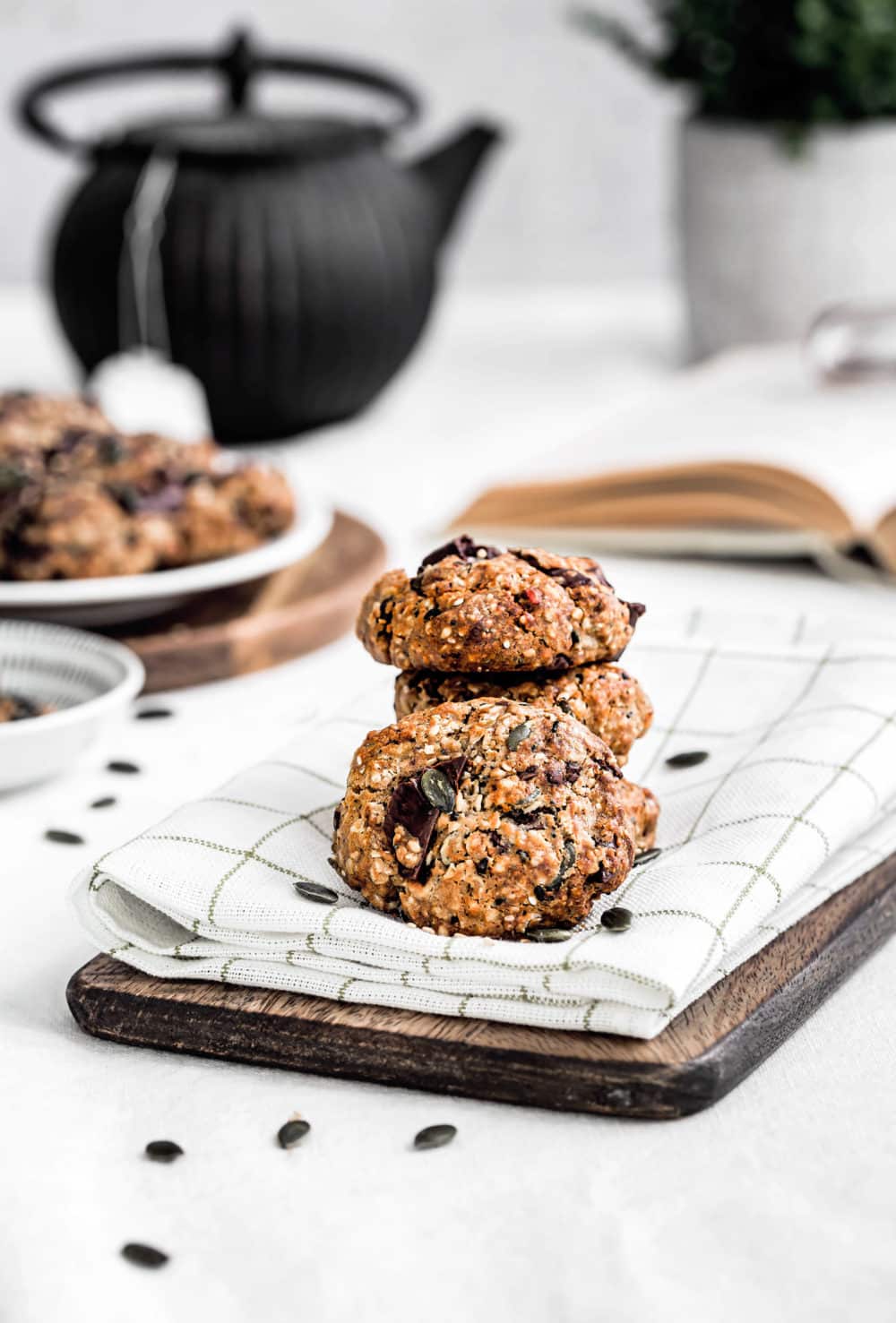 Biscuits & cookies Archives - Sweetly Cakes Sweetly Cakes