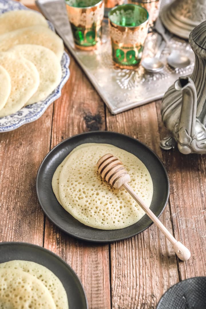 Baghrir Recipe - Morrocan Pancakes - Sweetly Cakes