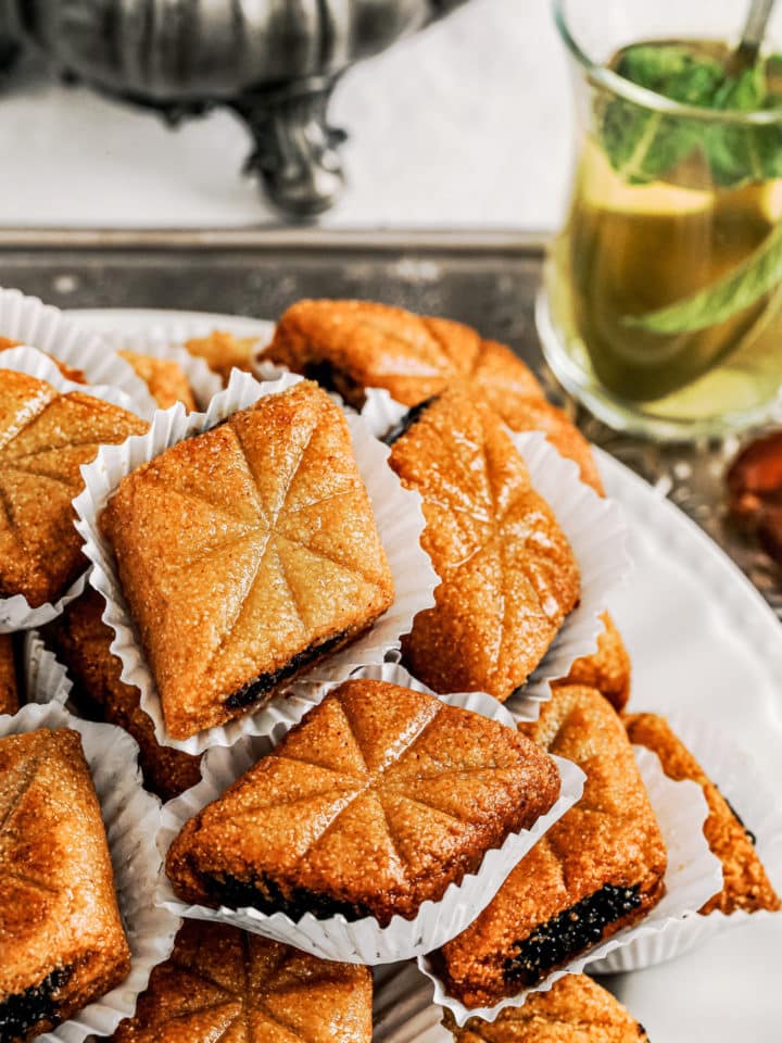 Baghrir – Moroccan Semolina Pancakes Recipe