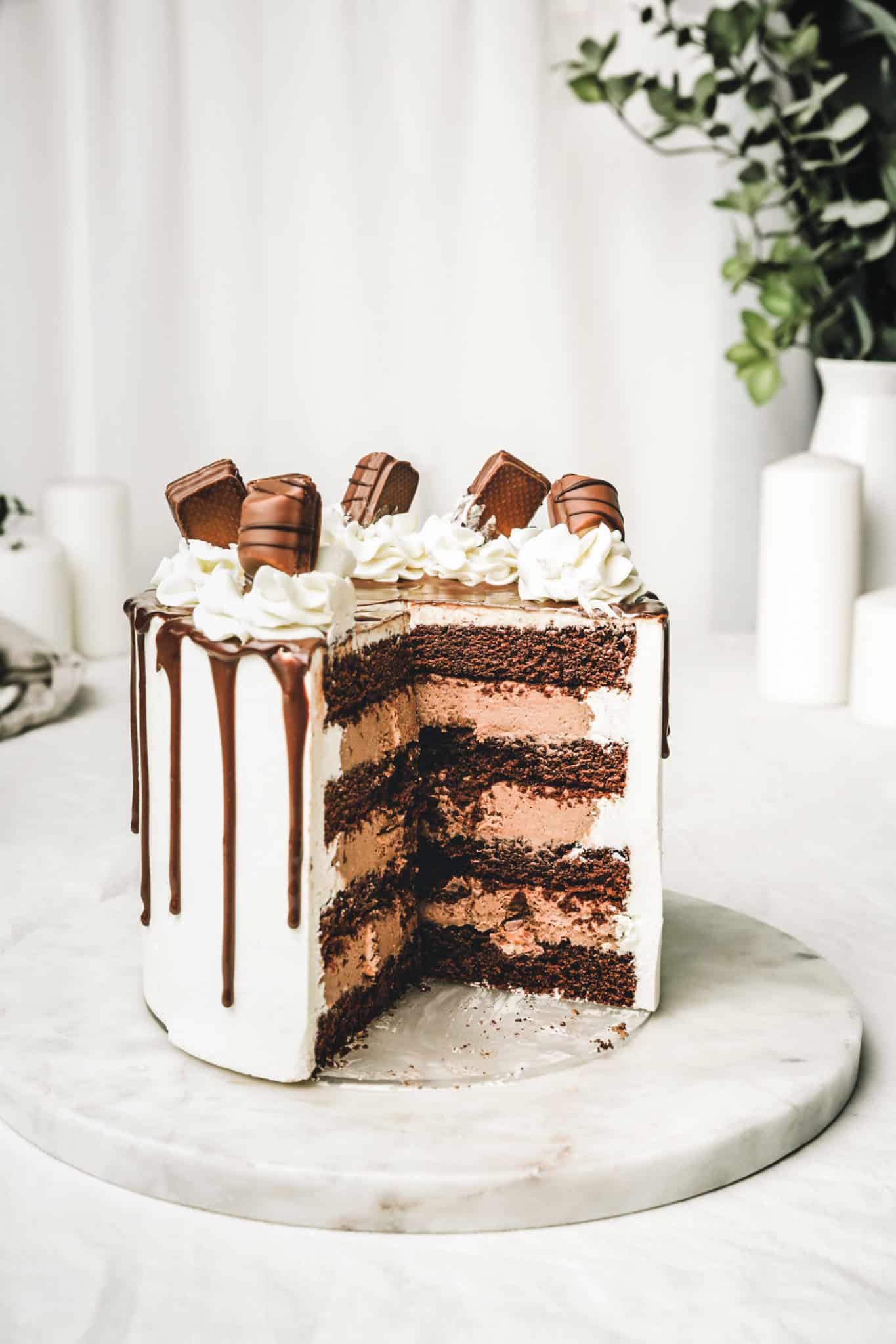 Best Kinder Bueno Cake with Kinder Ganache Frosting