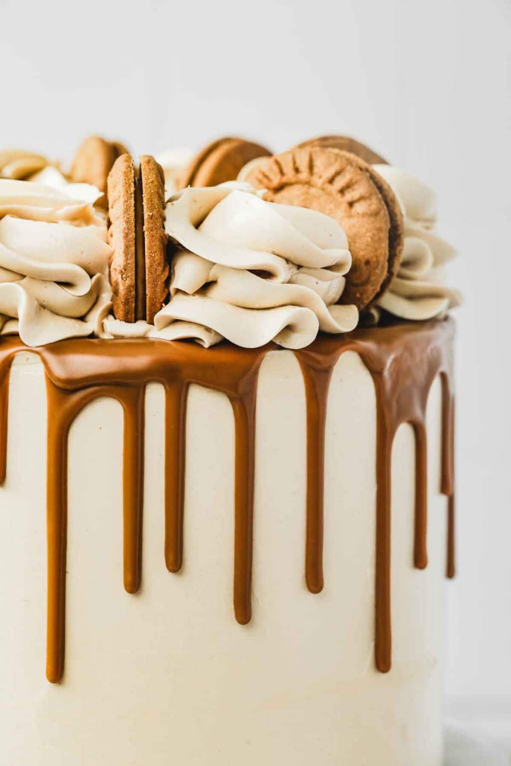 Biscoff Buttercream Frosting | Lotus Cookie Butter Buttercream