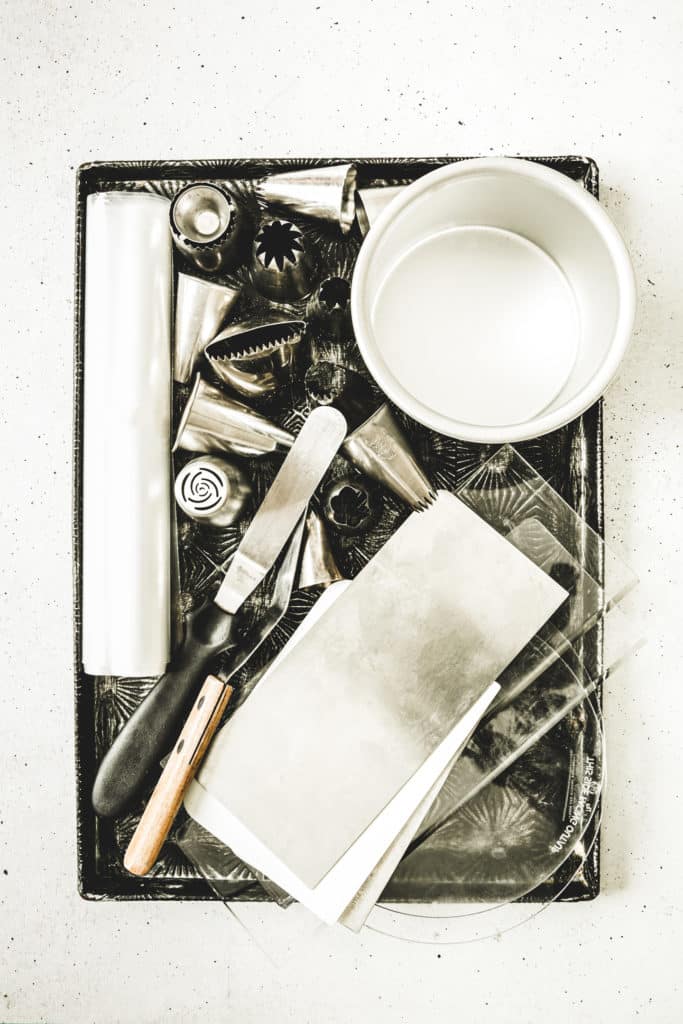 10 best cake decorating tools for beginners and make great cake