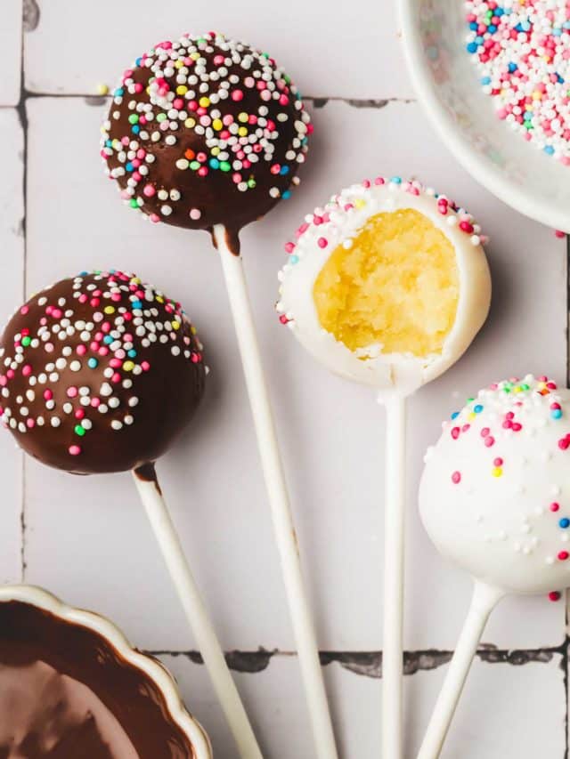 Easy Biscoff Cake Pops – 3 Ingredients, No Bake Recipe