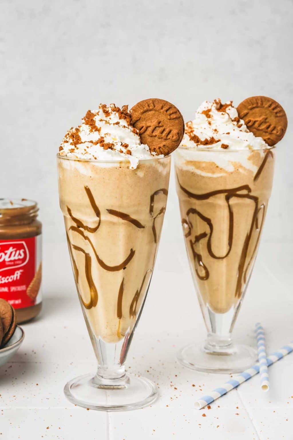 Easy 3-Min Lotus Biscoff Cookie Butter Milkshake Recipe