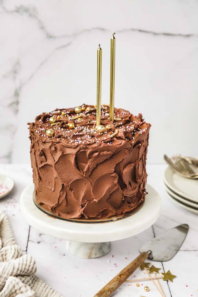 Gâteau d'Anniversaire au Chocolat - Recette Facile & Gourmande