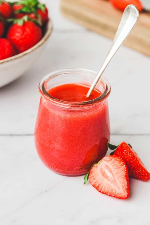 Easy 10-Min Homemade Strawberry Coulis Recipe