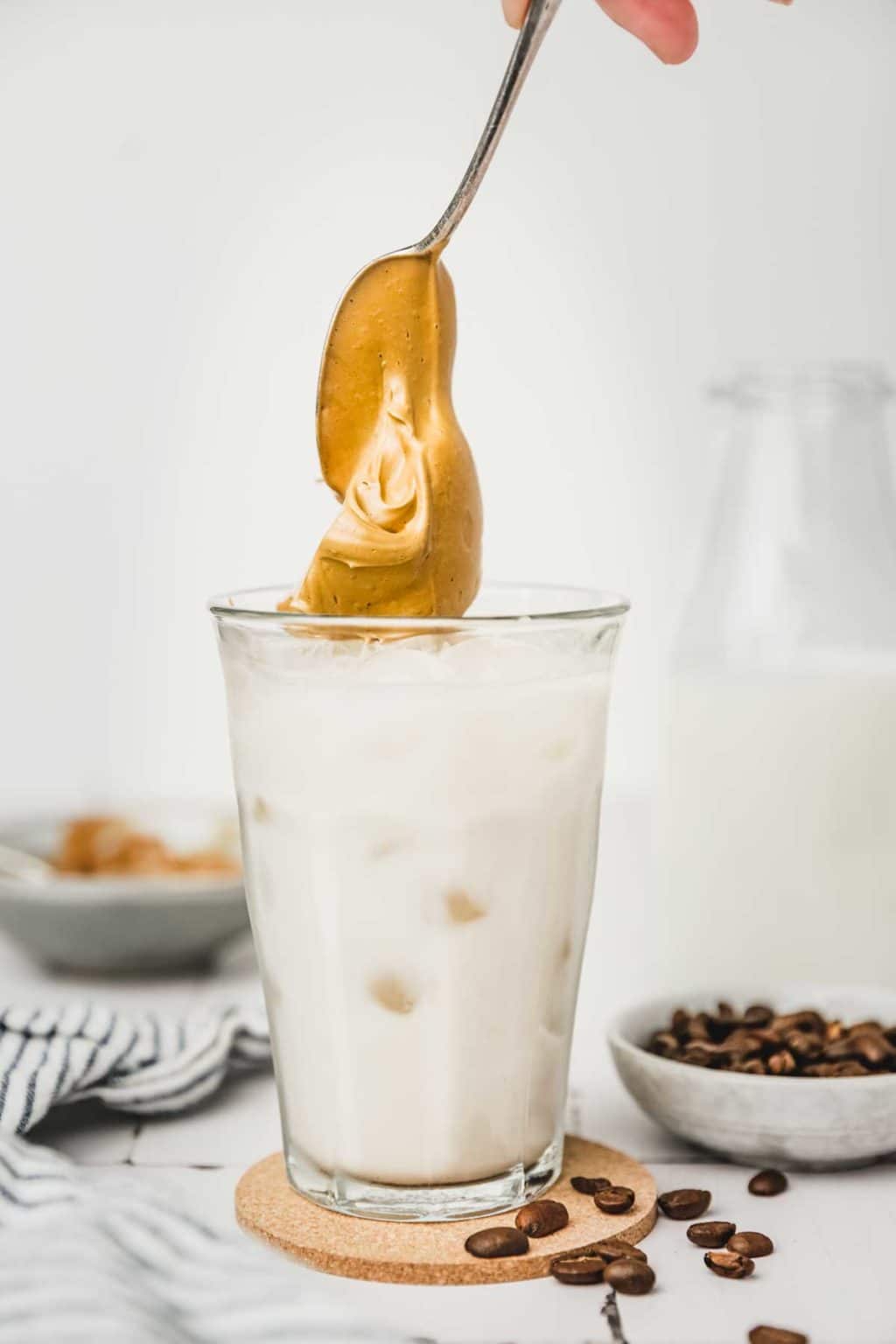 Dalgona Iced Coffee (Whipped iced coffee) Ready in 3 minutes