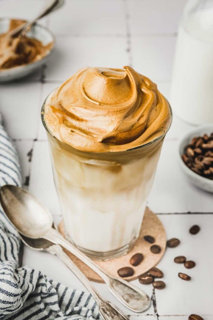 Dalgona Iced Coffee (Whipped iced coffee) Ready in 3 minutes