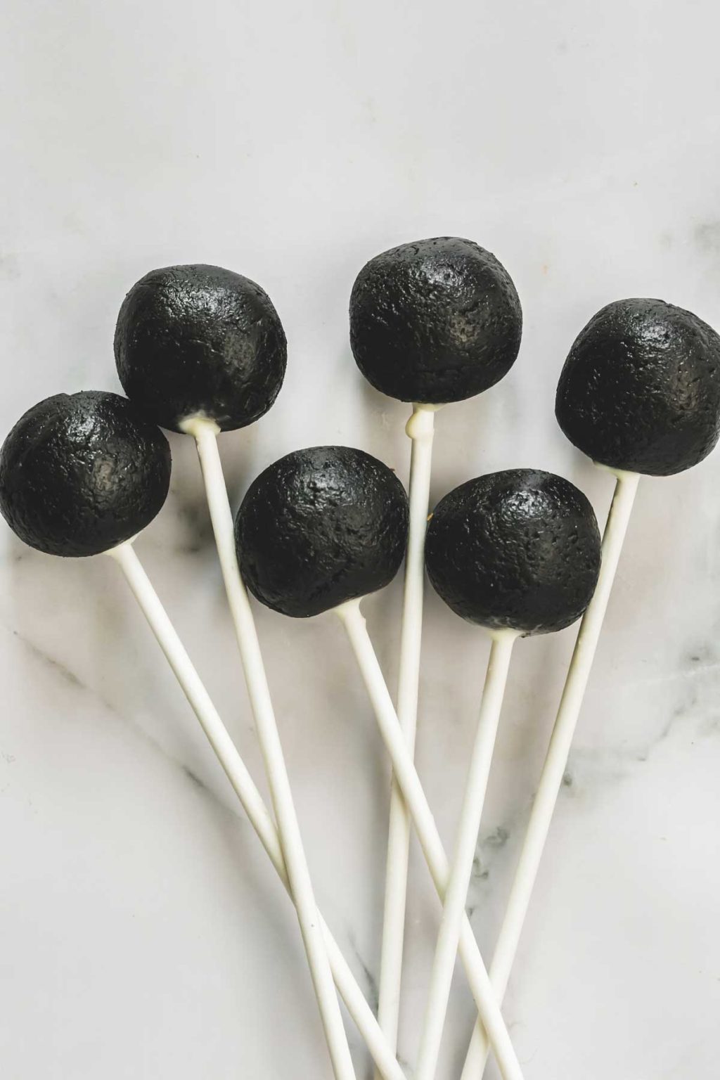 Oreo Cake Pops (3 Ingredients!) – No Bake, Perfect for Any Party
