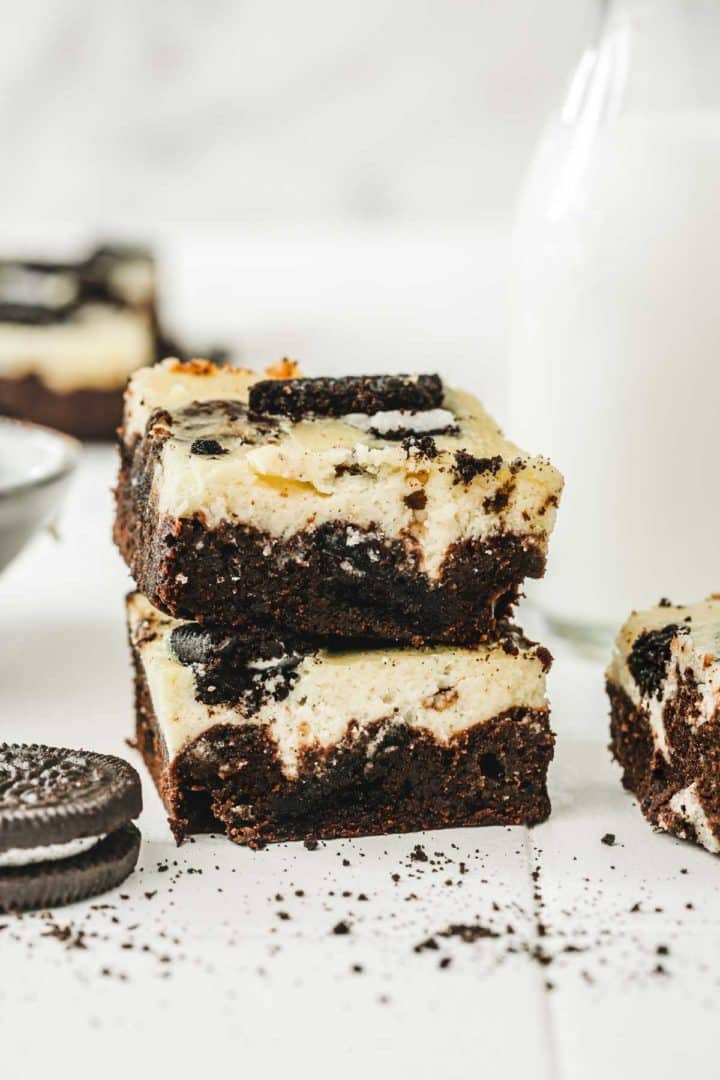 Creamy & Fudgy Oreo Cheesecake Brownies Recipe