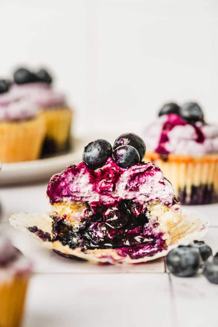 Blueberry Cupcakes Recipe (With Blueberry Compote & Frosting)