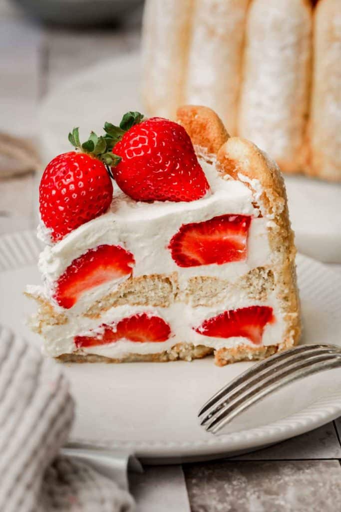 Strawberry Charlotte Cake Recipe - Charlotte aux Fraises