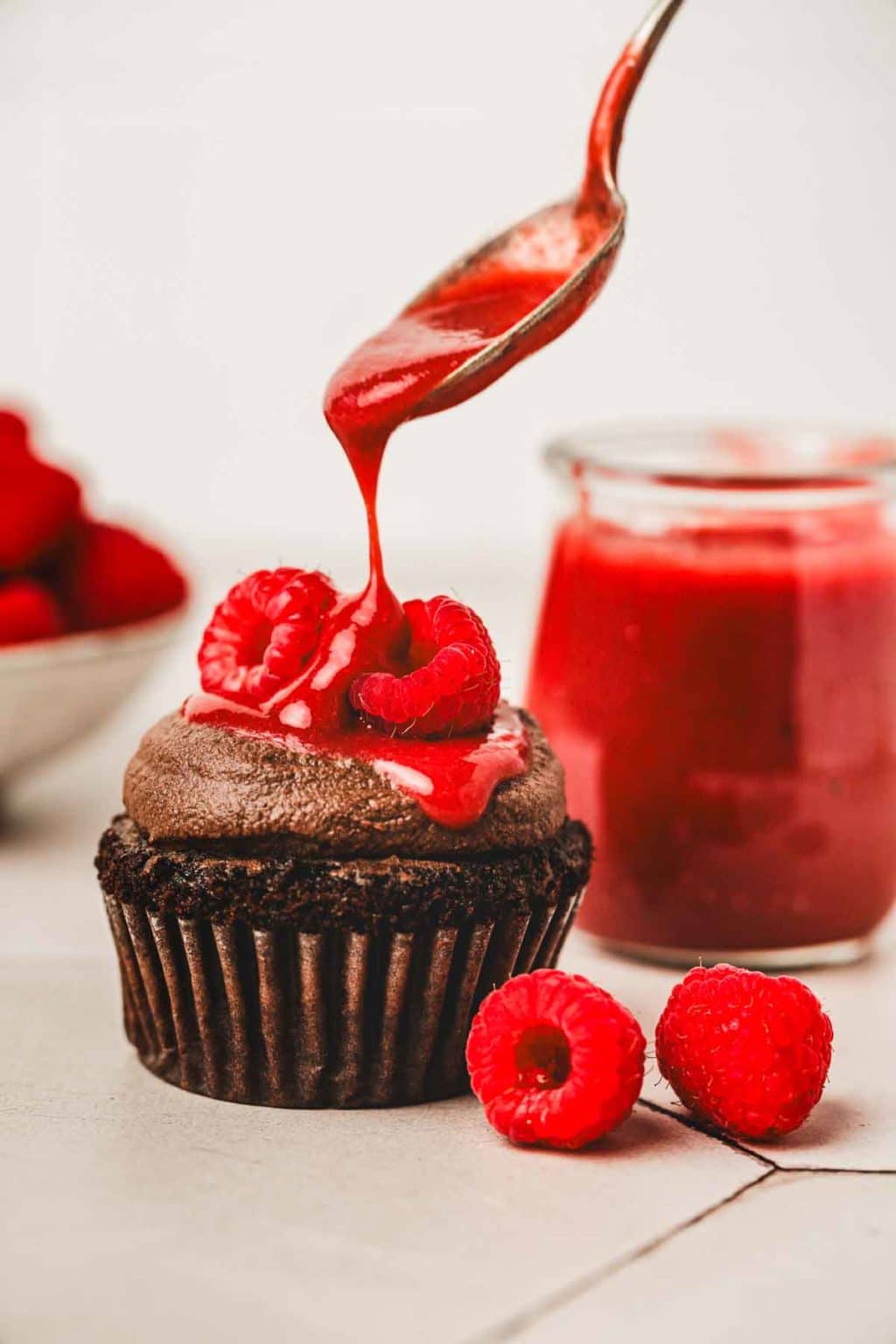 How to make Easy Raspberry Sauce for Cake & Cheesecake