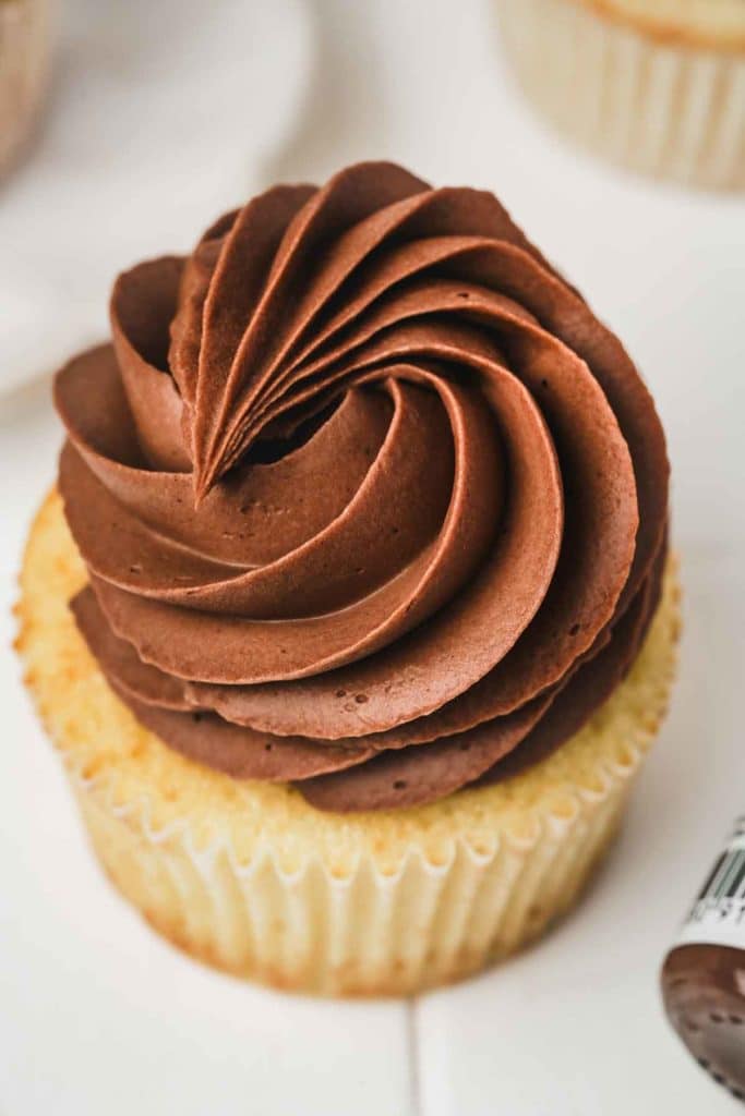 Easy Fluffy Whipped Nutella Chocolate Ganache Recipe