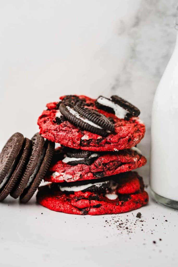 Red Velvet Oreo Cookies (Soft & Chewy Recipe)