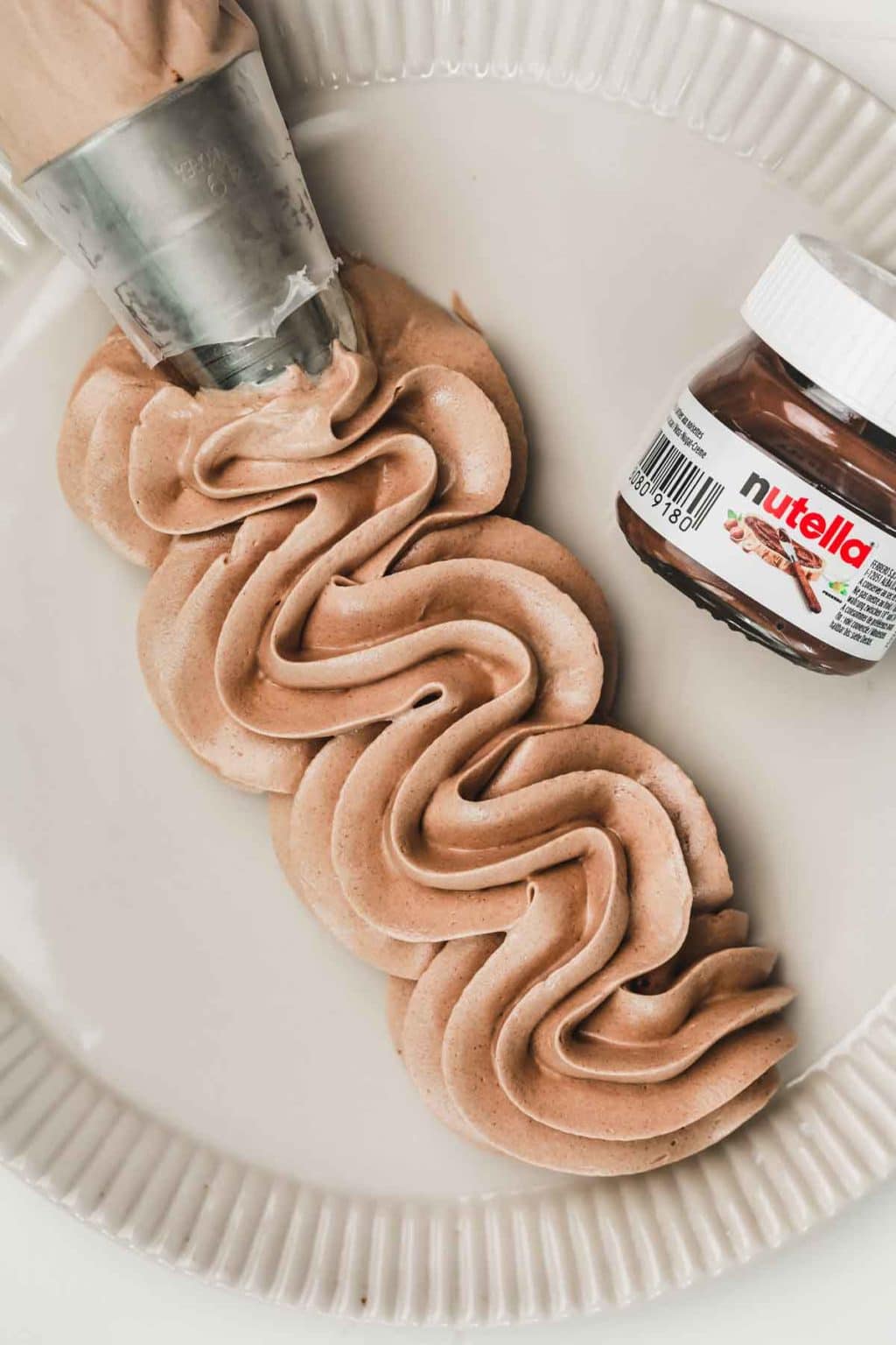 Nutella Buttercream Frosting (Swiss Meringue)