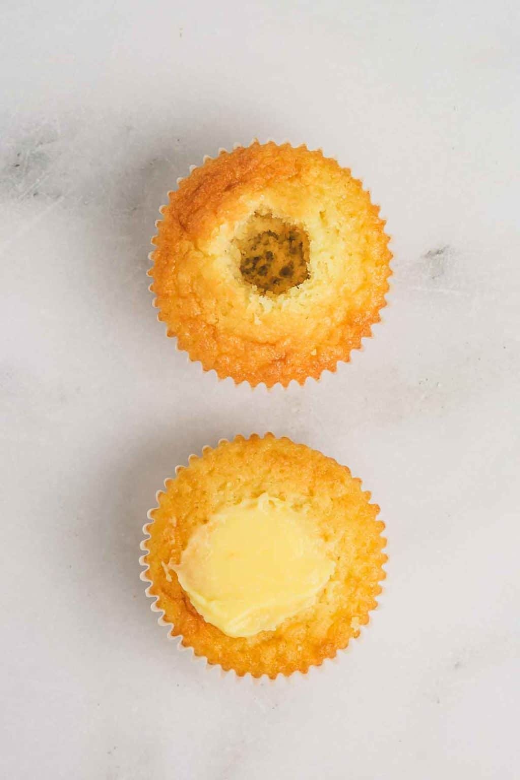 Best Lemon Meringue Cupcakes With Lemon Curd Filling
