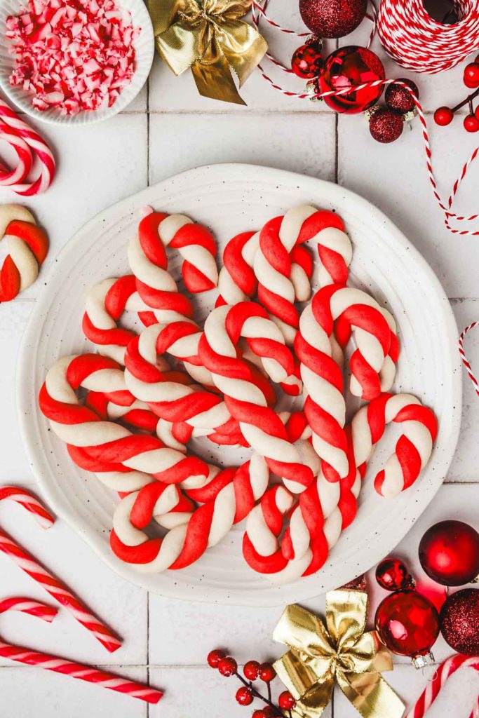 Candy Cane Cookies – Easy Christmas Cookie Recipe