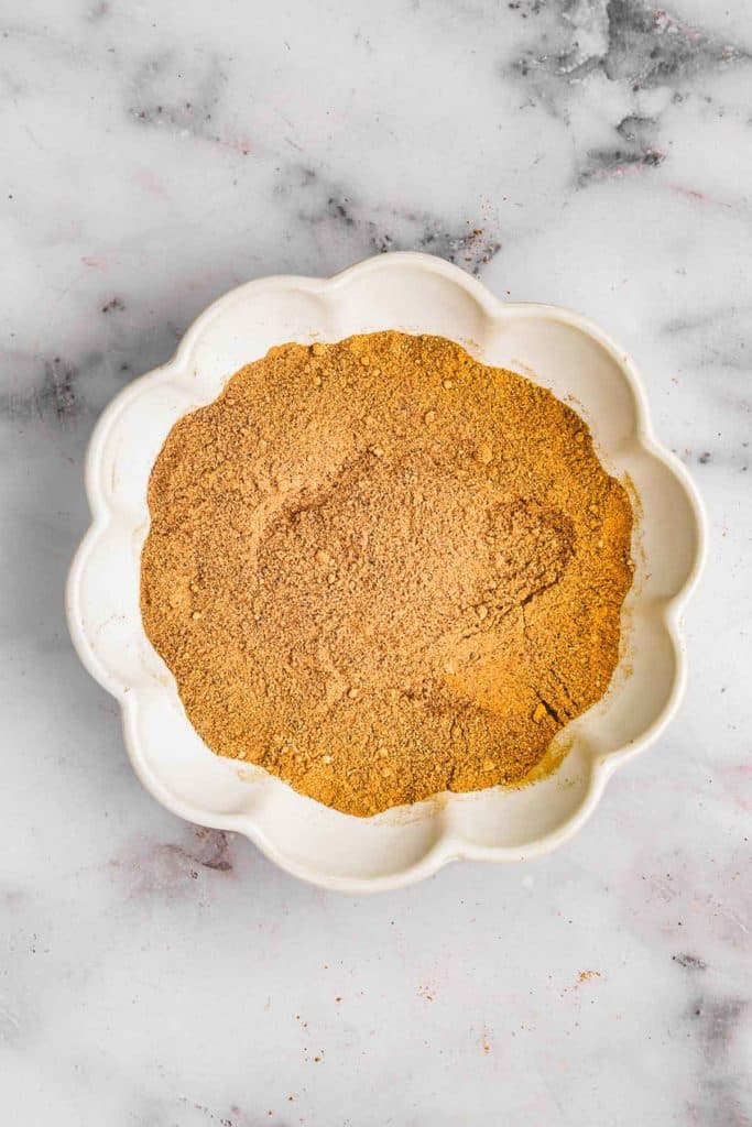 Easy Homemade Golden Milk Spice Mix - Perfect for Lattes