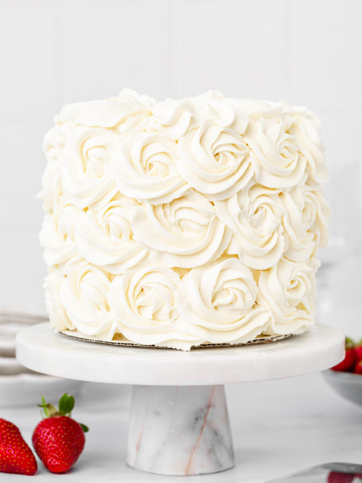 How to Make a Layer Cake: A Step-by-Step Guide for Beginners