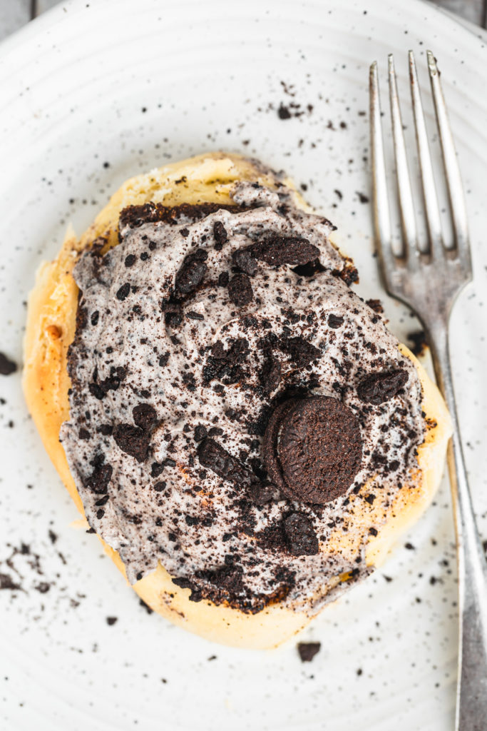 Oreo Cinnamon Rolls with Oreo Cream Cheese Frosting